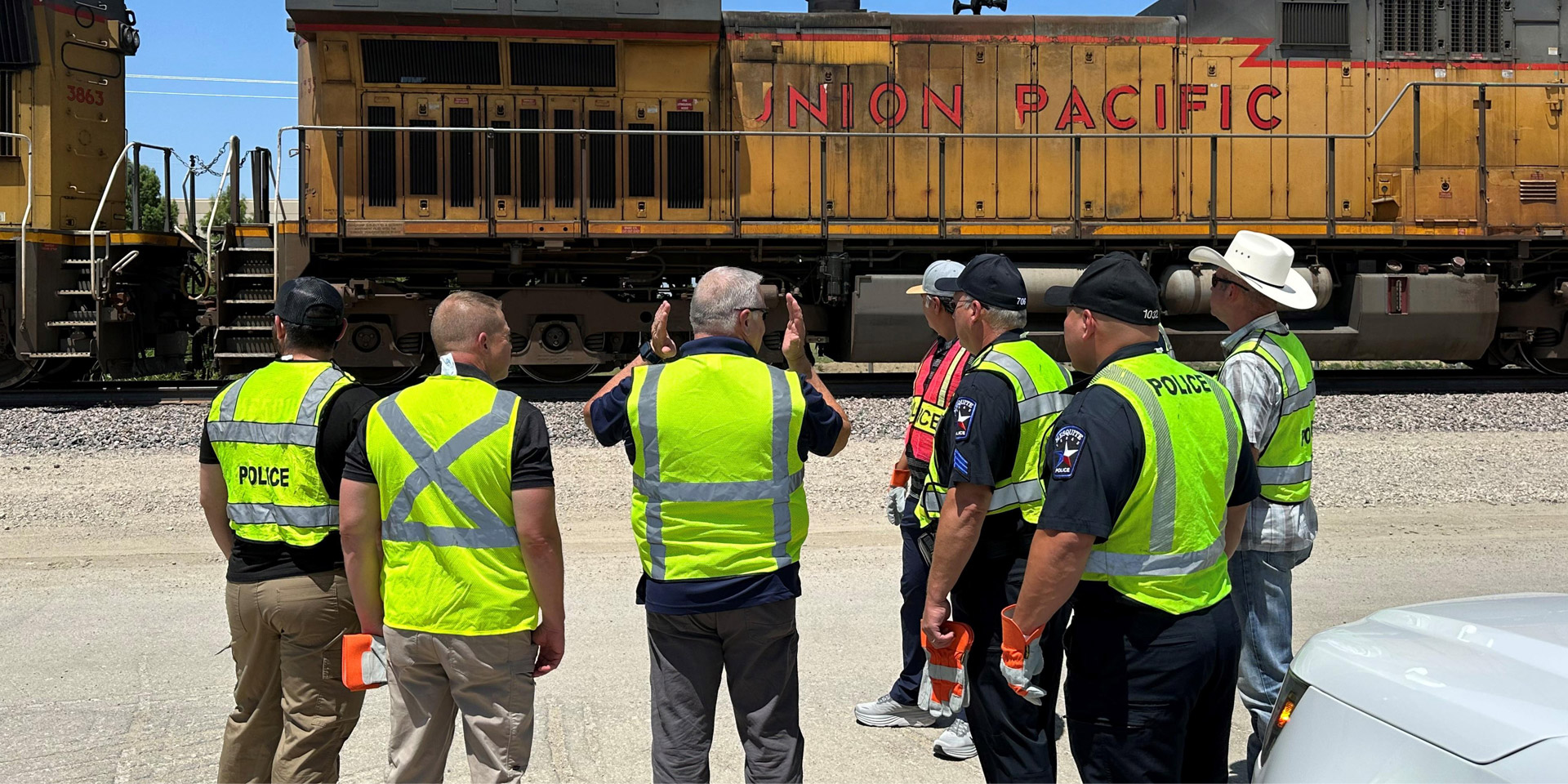 Union Pacific, Operation Lifesaver Sponsor Rail Safety Training for ...
