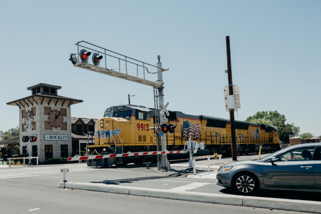 Take Control Around Tracks: Railroad Safety for Teens | Union Pacific