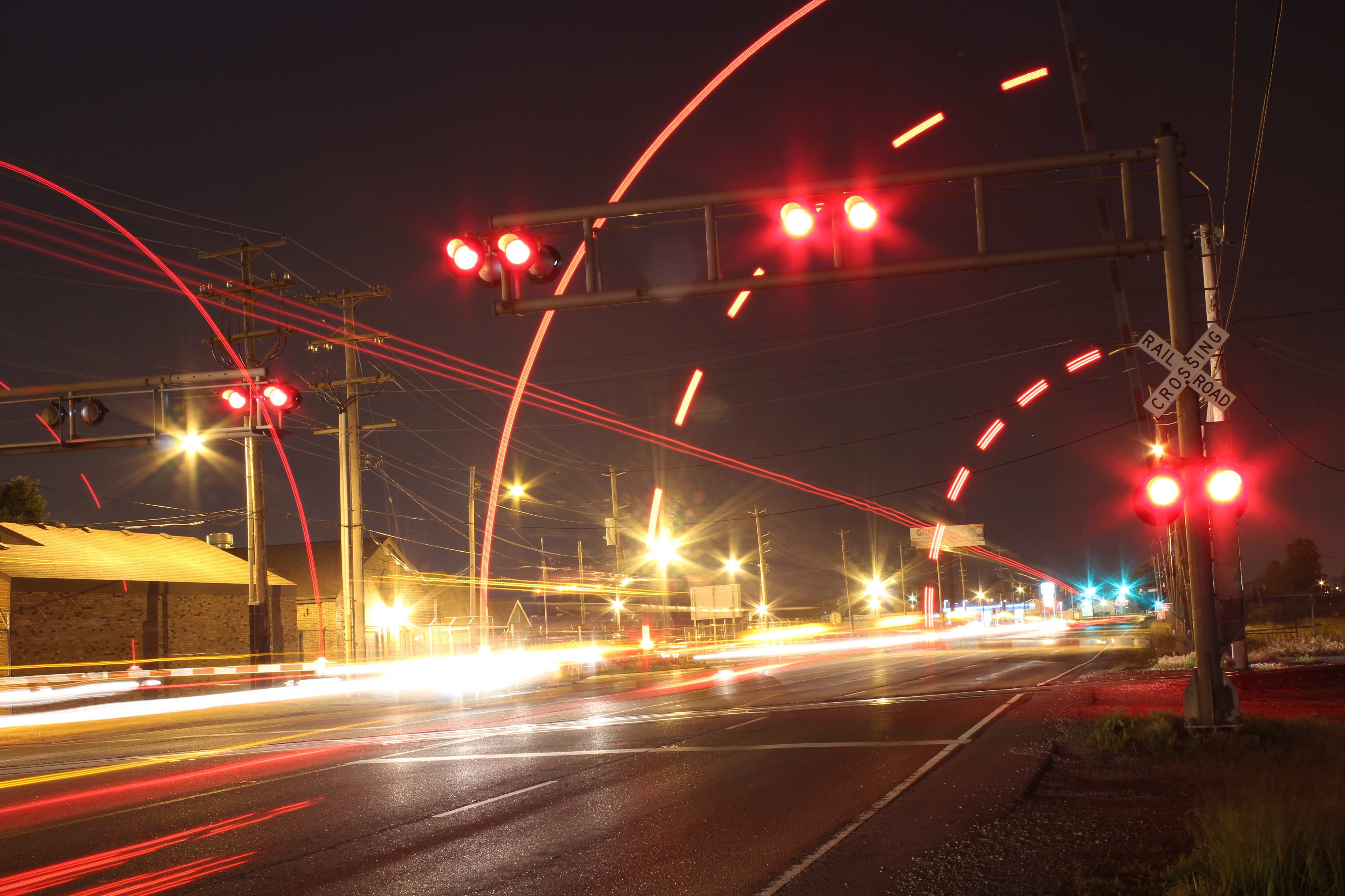 How to Recognize Railroad Crossing Warnings | Union Pacific